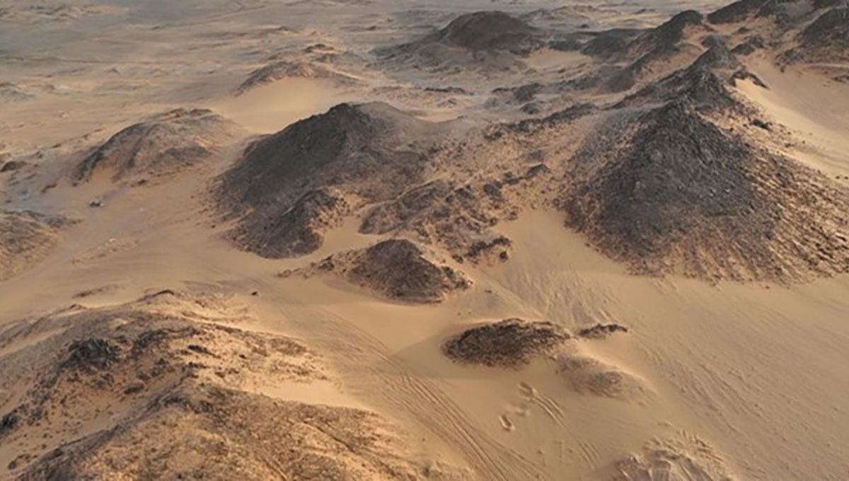 Perseus returning to Meyas Sand