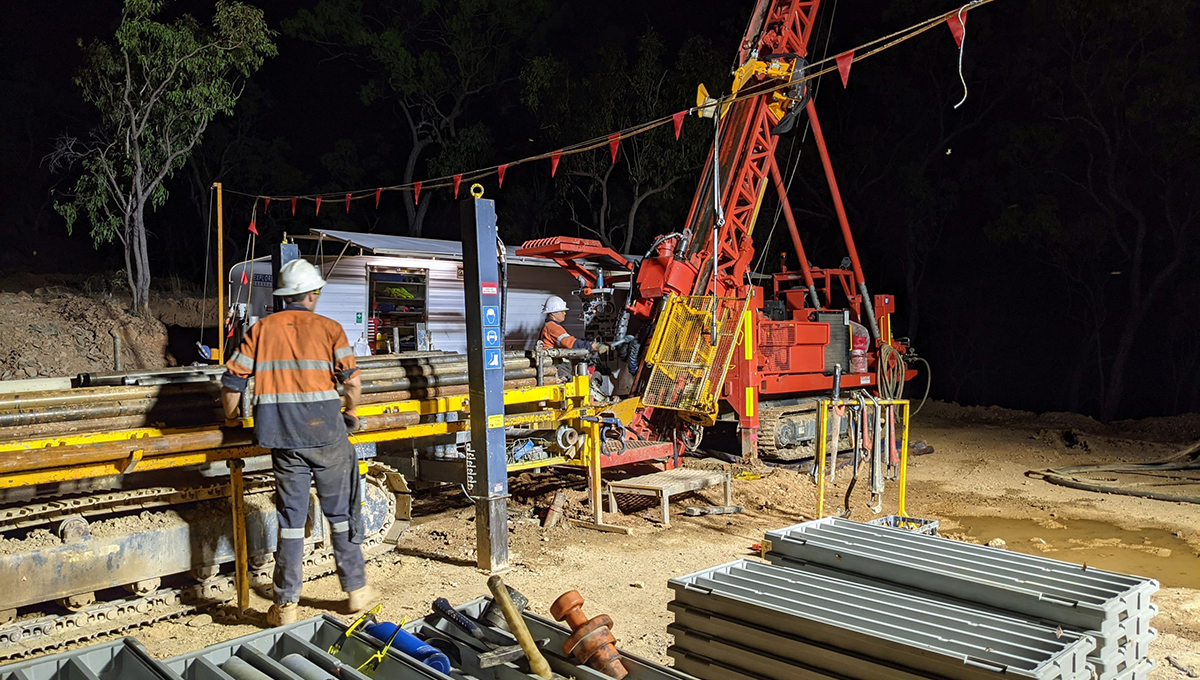 Revolver (ASX:RRR) secures $1.3m for Queensland copper